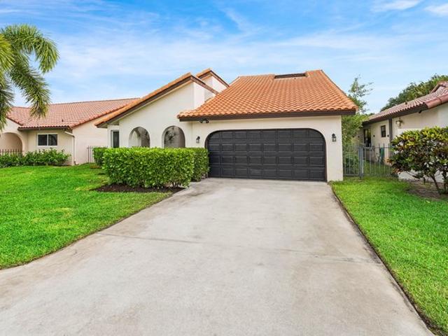 7674 Solimar Cir, Boca Raton, FL 33433