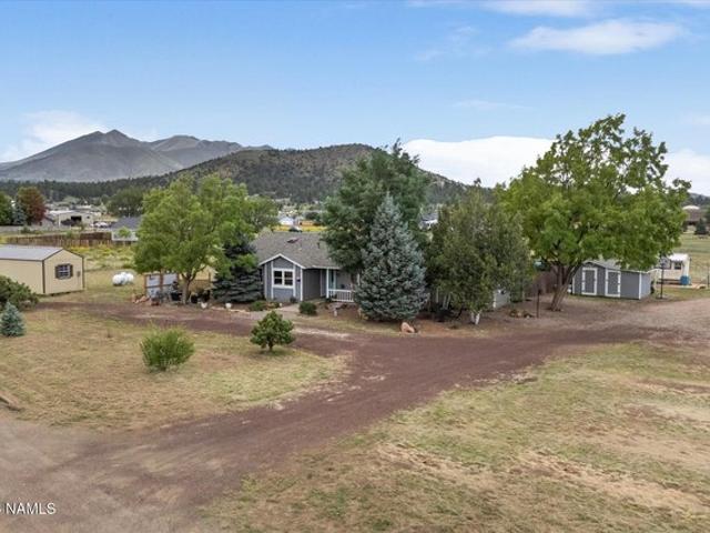 7675 Alma Rd, Flagstaff, AZ 86004