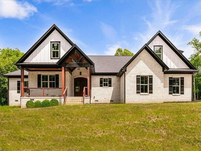 7676 Caber Rd, Browns Summit, NC 27214