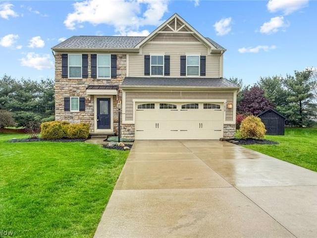 7679 Fiddler Court Cir NE, Canton, OH 44721