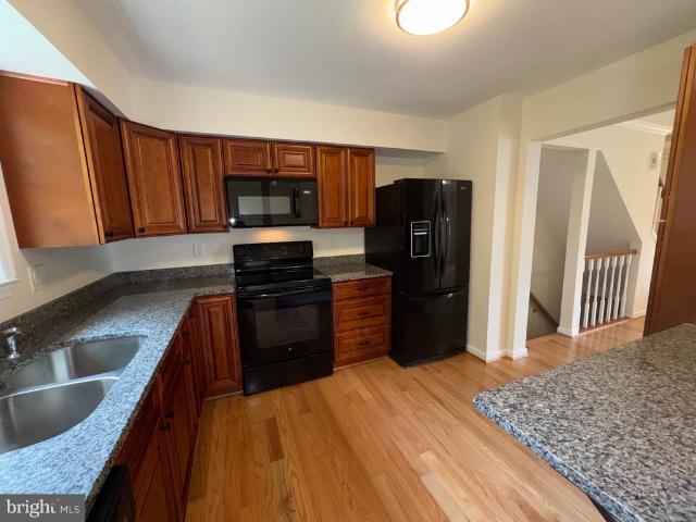 7679 Sheffield Village Lane