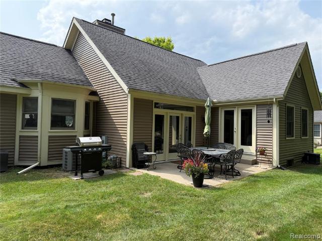 7670 Golden Hill Court # 22