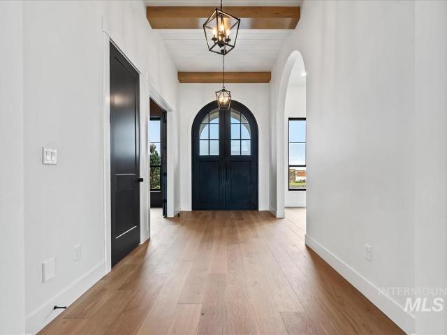 7670 W Lookout View St