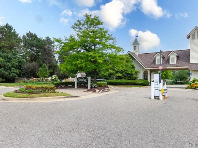7671 danbury circle