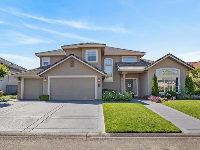 7672 Marina Cove Dr, Sacramento, CA 95831