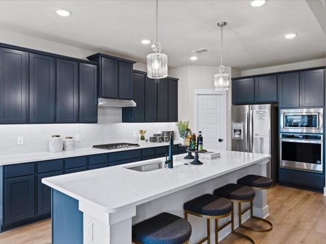 767 Embrace Ct, Lavon, TX 75166