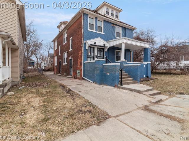 767 Navahoe Street