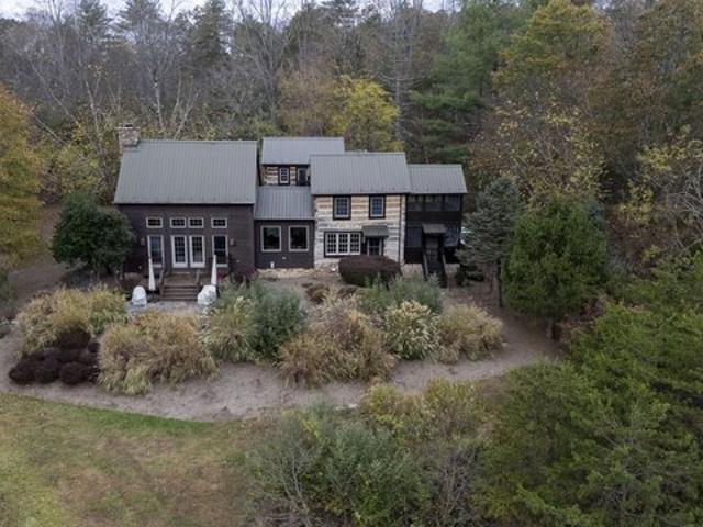 767 Twin Flower Ln, Capon Bridge, WV 26711