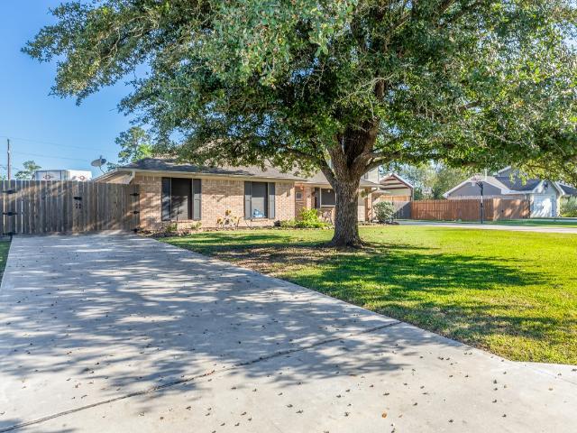 7684 Boardwalk, Lumberton, TX 77657 | MLS #91473 | Compass