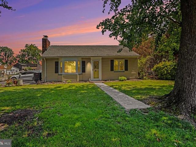 7685 Midway Ave, Pasadena, MD 21122