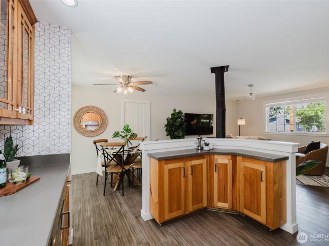 7685 NE Harbor View Drive