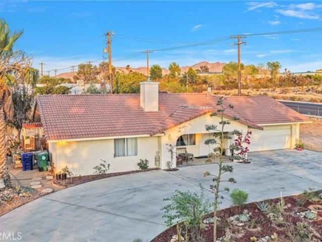 7685 Hilton Ave, Yucca Valley, CA 92284