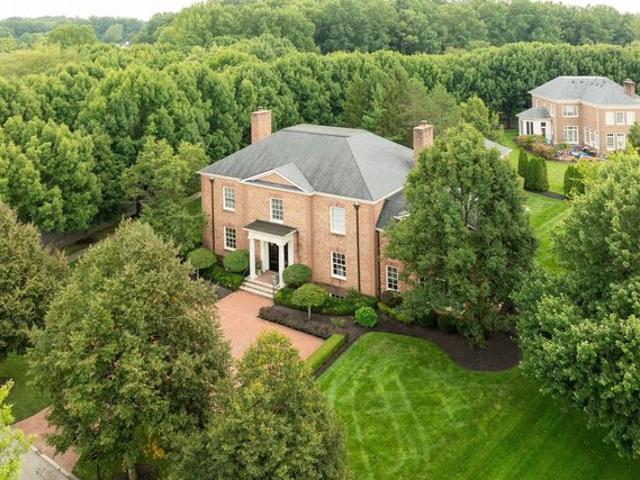 7685 Lambton Park Rd, New Albany, OH 43054
