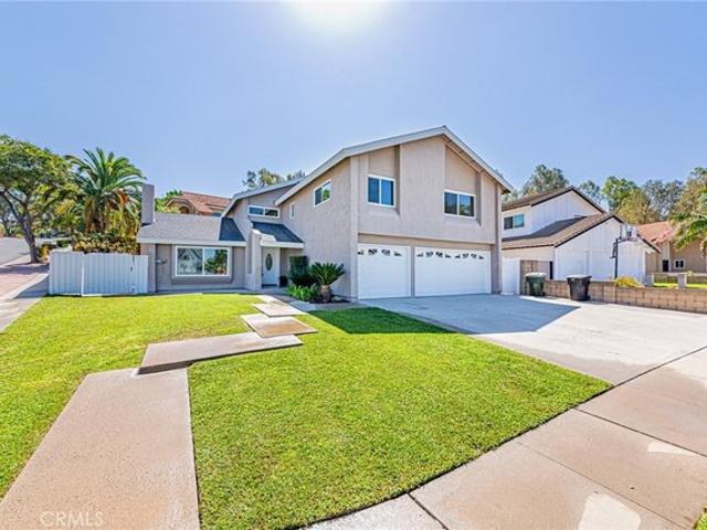 7688 E Calle Durango, Anaheim, CA 92808