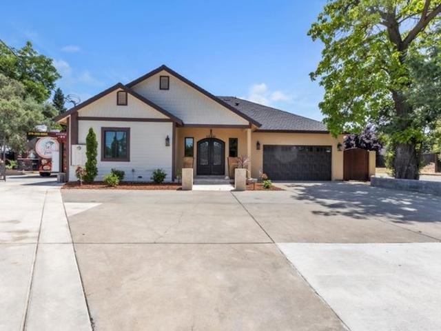 7680 Old Auburn Rd, Citrus Heights, CA 95610