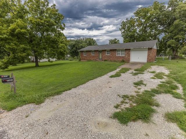 7681 E Parklane Dr, Columbia, MO 65201