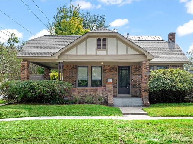 768 E 16th St, Houston, TX 77008 | MLS #53399 | Compass