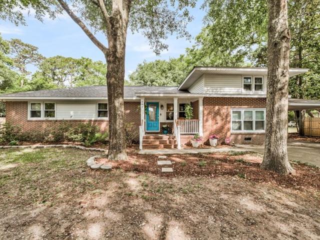 768 Fort Johnson Rd, Charleston, SC 29412