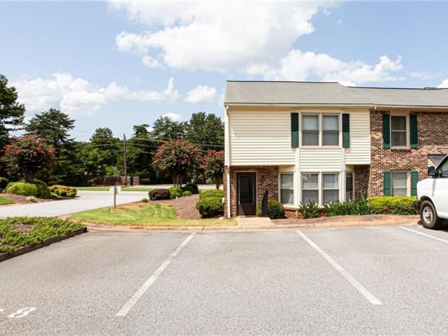 768 Longleaf Drive