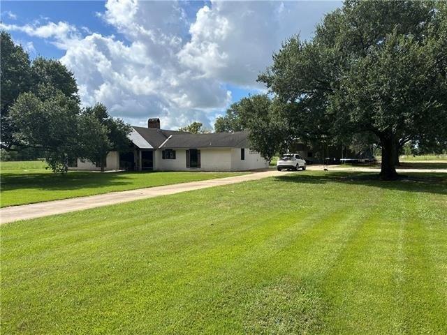 768 Lamourie Rd, Lecompte, LA 71346