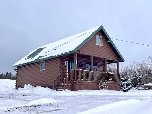 768 Main St, Saint Agatha, ME 04772