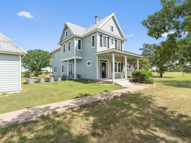 768 Upper Elgin River Rd