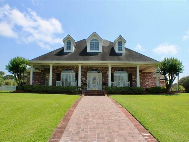 7695 Cobblestone Terrace