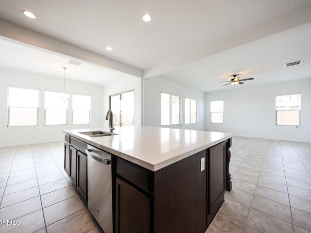 7695 w smoketree drive