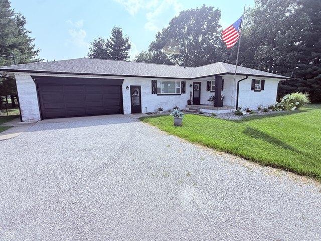 7699 N Frontage Rd, Fairland, IN 46126