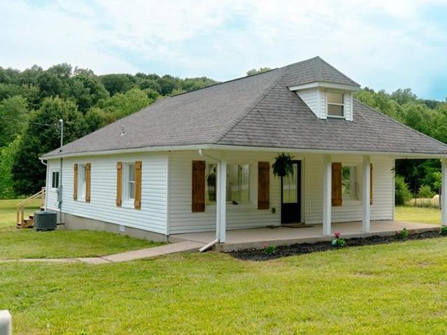 7699 Denver Rd, Waverly, OH 45690