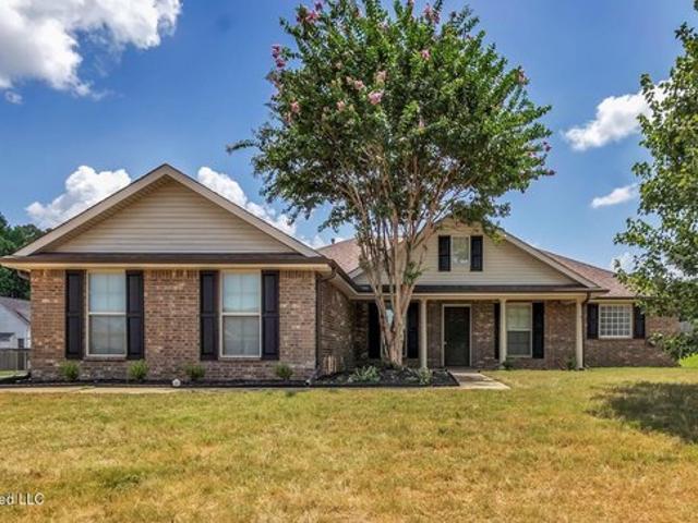 7692 E Brierfield Dr, Southaven, MS 38672