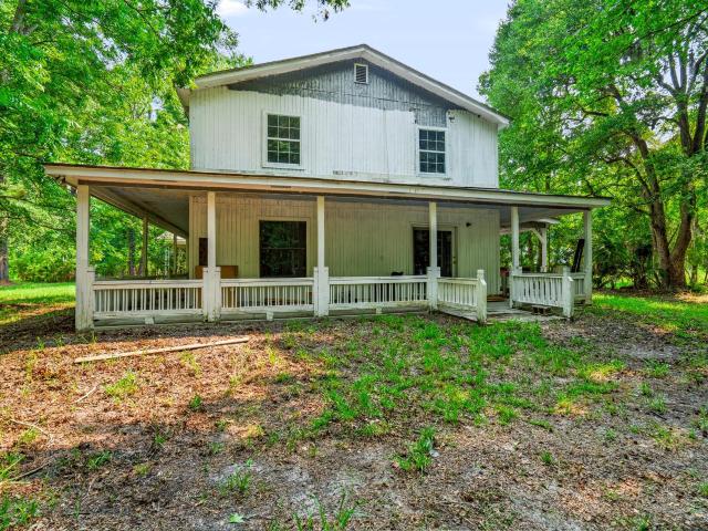 7693 White Point Road