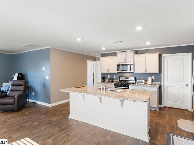 769 Ashwood Way