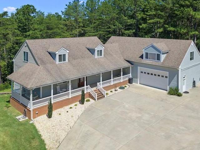 769 Knights Run Dr, Heathsville, VA 22473