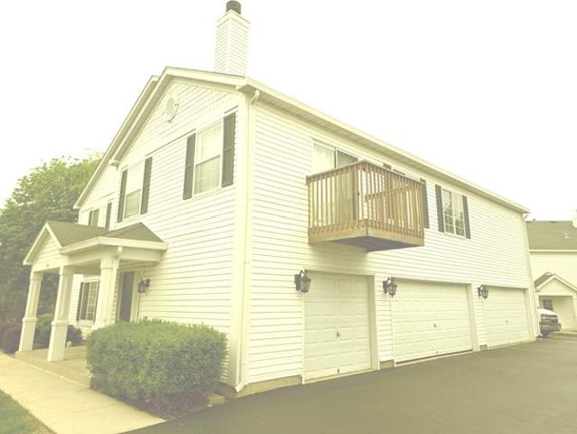 769 Hobart Dr Unit C, South Elgin, IL 60177