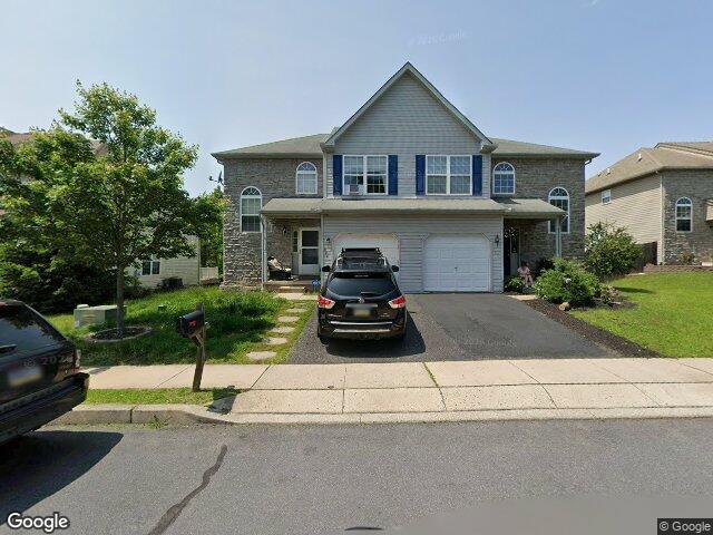 769 Hunter Dr, Pennsburg, PA 18073