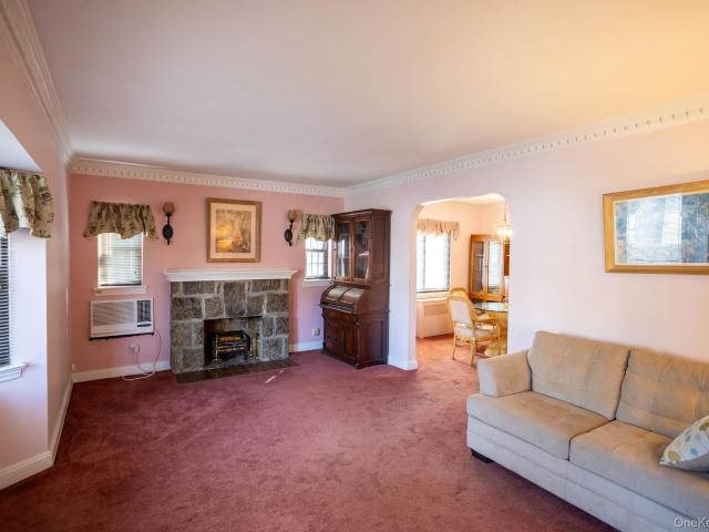 76 14 rd Street | Compass