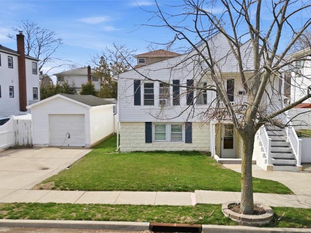 76 2nd Avenue