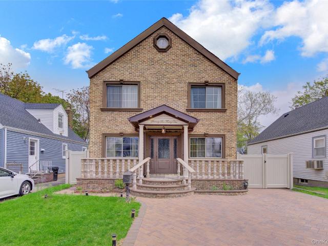 76 31 th Street