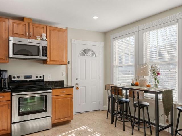 76 Taft Ave, Unit 1, Newton, MA 02465 | MLS #73485