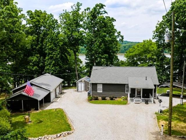 76 Thacker and Shelton Ln, Buffalo Junction, VA 24529