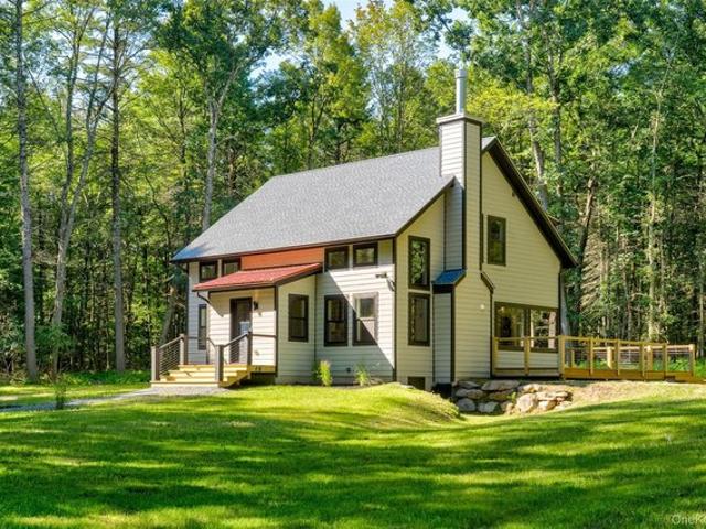 76 Timber Lake Dr, Yulan, NY 12792