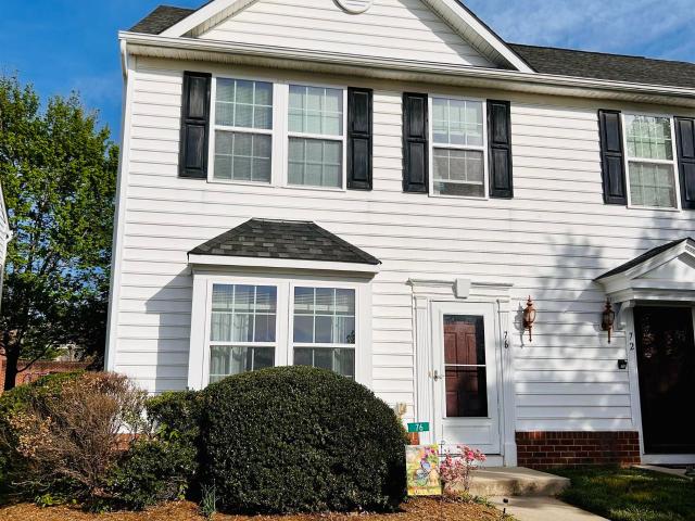 76 Villa Cir, Palmyra, VA 22963 | MLS #672148 | Compass