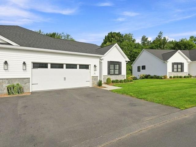 76 Villa Dr Unit 76, Agawam, MA 01030