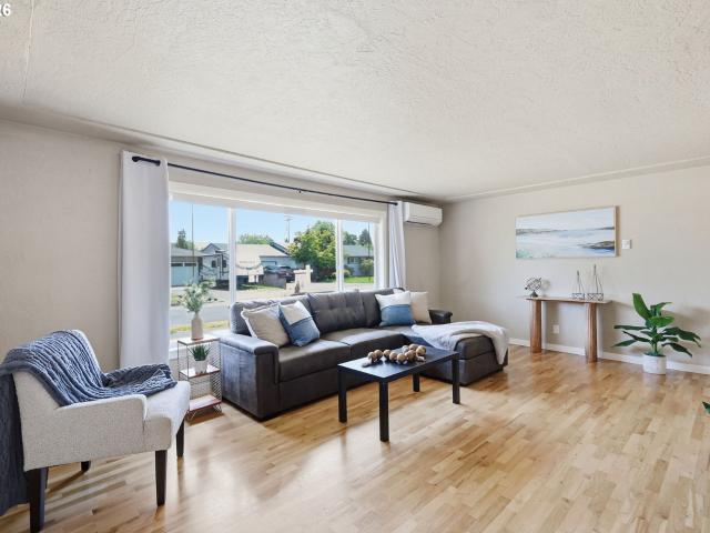 76 woodlane dr