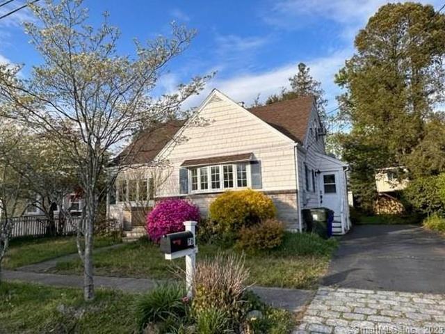 76 Arbor Terrace, Fairfield, CT 06890