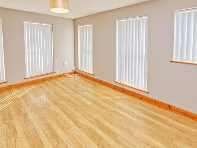 76 Balmoral Square, Bangor, BT19 7XL