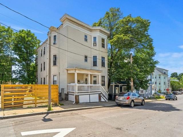 76 Bellevue St, Boston, MA 02125