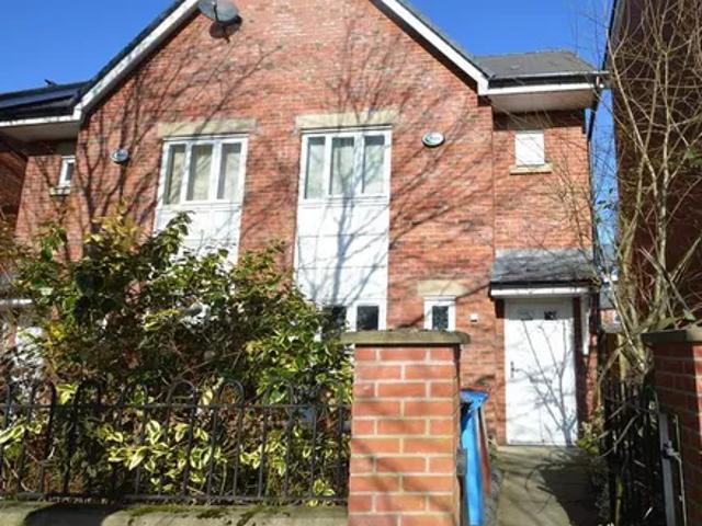 76 Bold Street, Manchester, M15 5QH, United Kingdom | 3 bed house for rent #136169611 | Rentberry