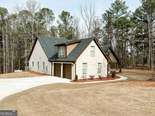 76 Brookhollow Drive